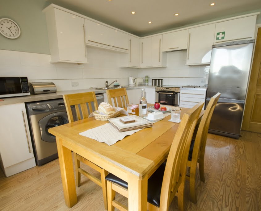 Janet’s House – a two bedroom house sleeping up to 4 – The Thomas Centre