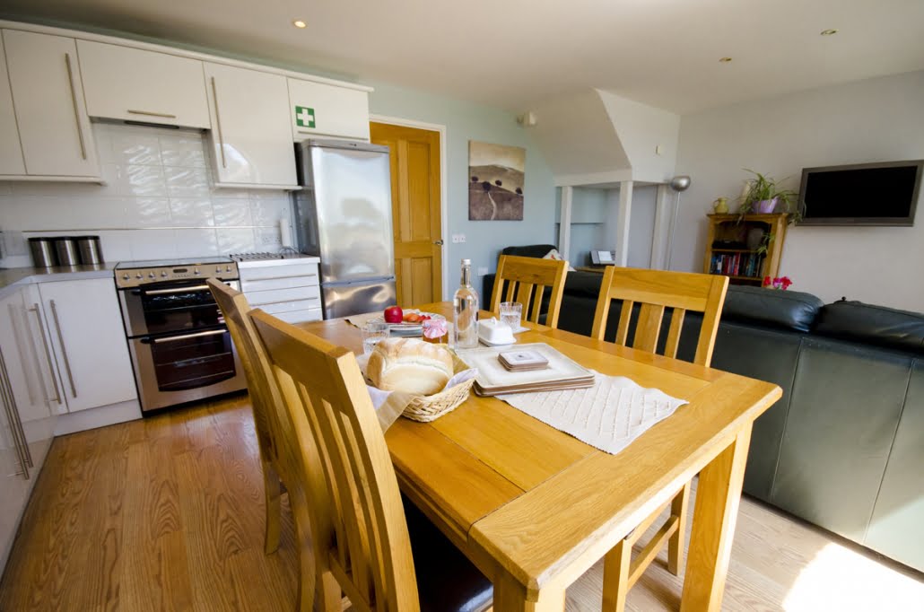 Janet’s House – a two bedroom house sleeping up to 4 – The Thomas Centre