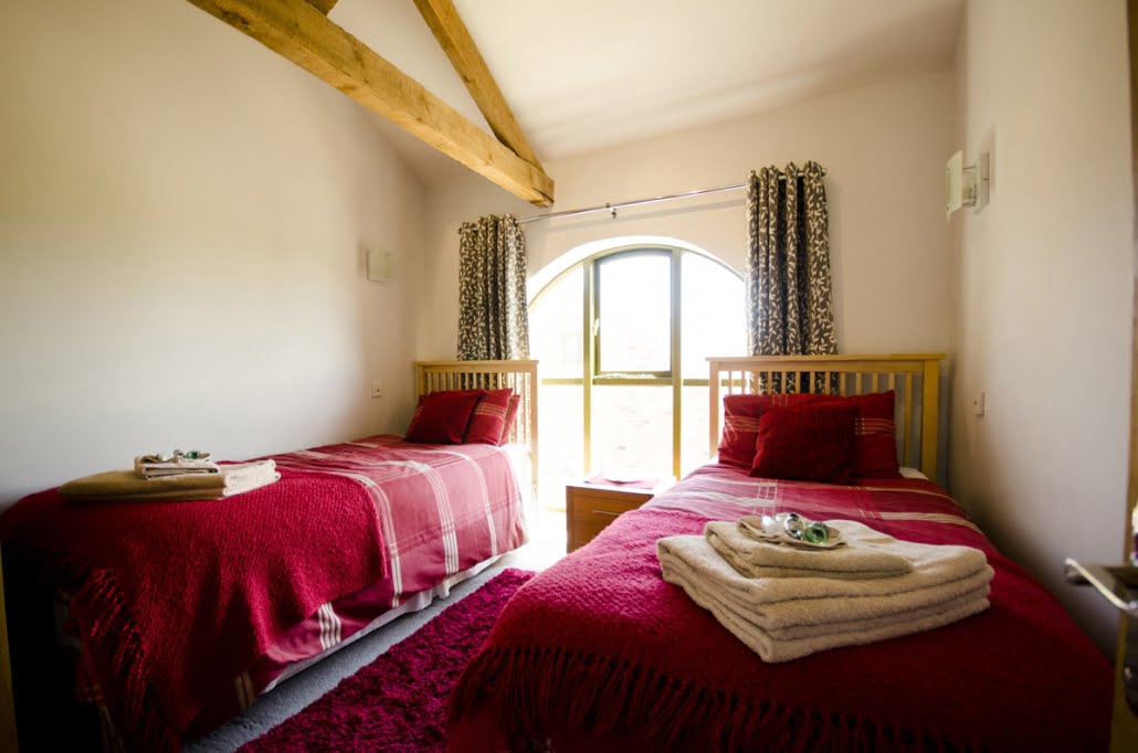 Janet’s House – a two bedroom house sleeping up to 4 – The Thomas Centre